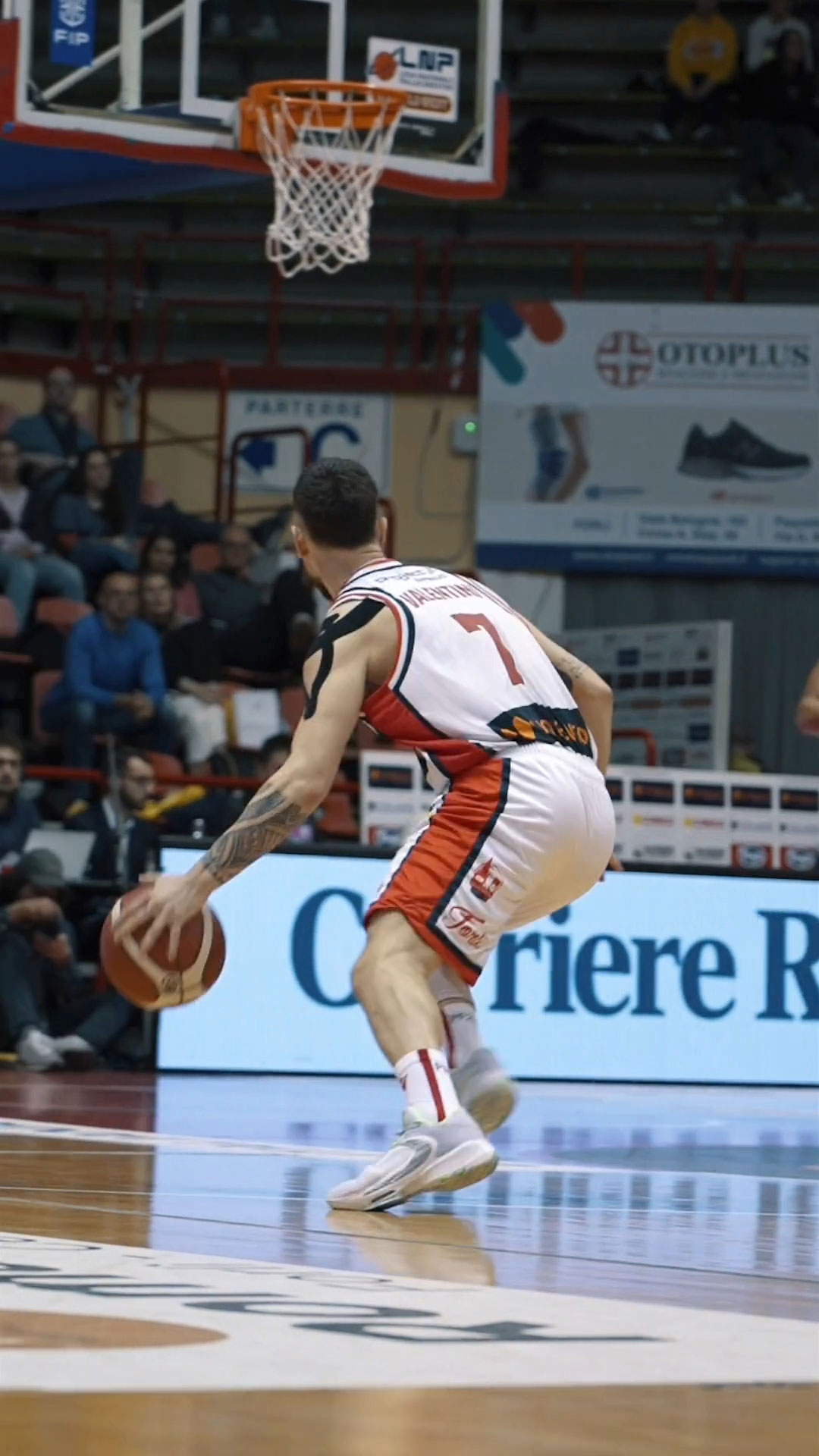 Playoff time - in azione Valentini x Radonjic - Filippo Simoncelli ...